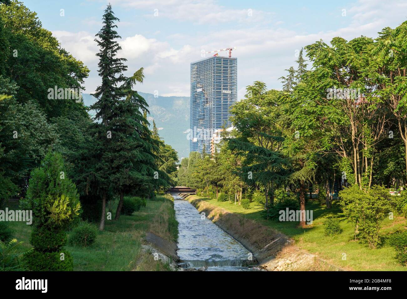Tirana, Albanien. 13th June, 2021. View of the "Kastrati Construction ...