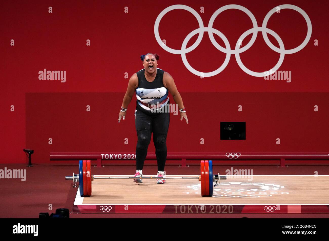Great Britain's Emily Campbell celebrates taking silver during the +87 ...