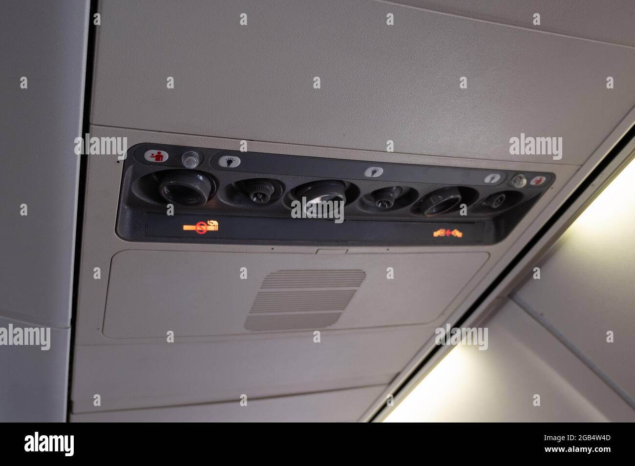 Air Conditioning in an Airplane Stock Photo - Alamy