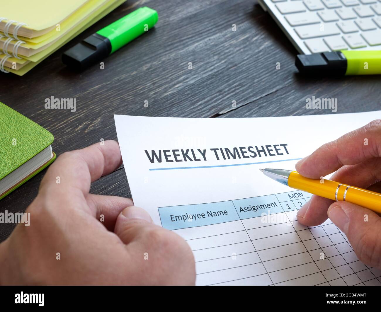 Weekly timesheet hi-res stock photography and images - Alamy
