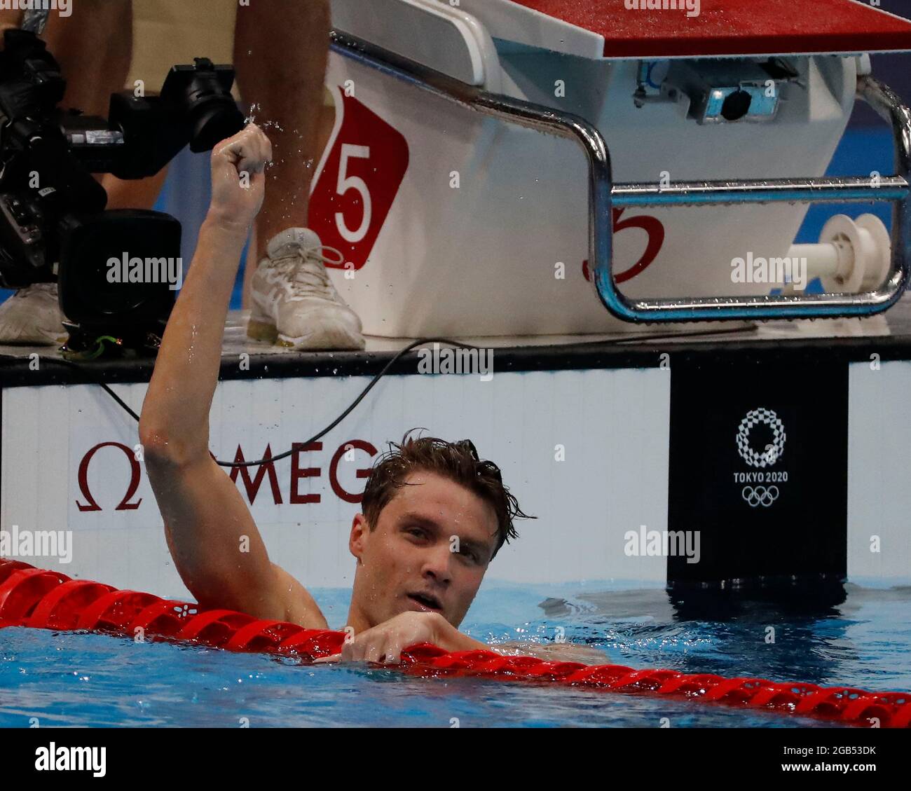 Tokyo, Kanto, Japan. 1st Aug, 2021. Robert Finke (USA) celebrates after ...
