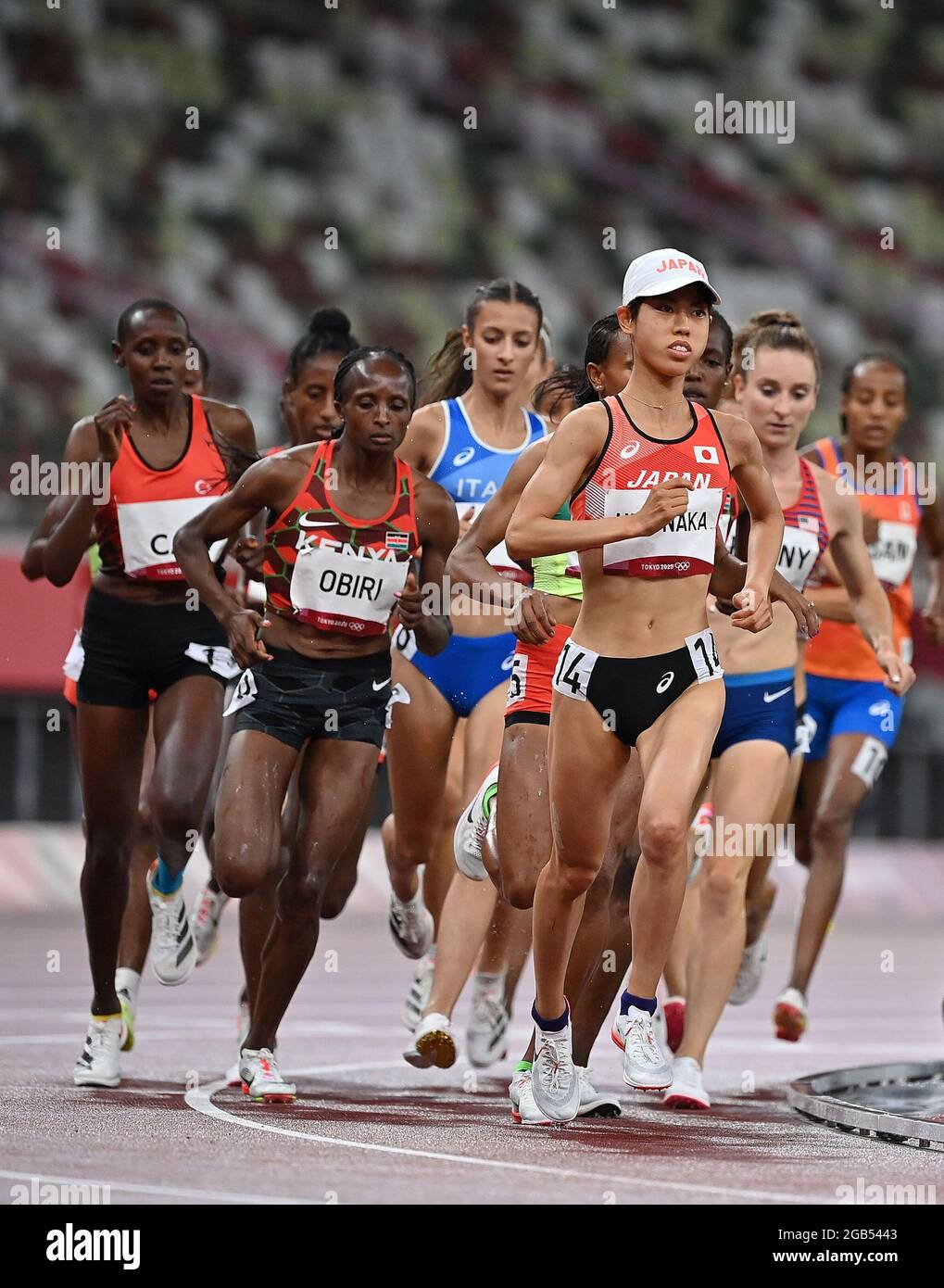 Tokyo, Japan. 2nd Aug, 2021. Athletes compete during the Women's 5000m ...
