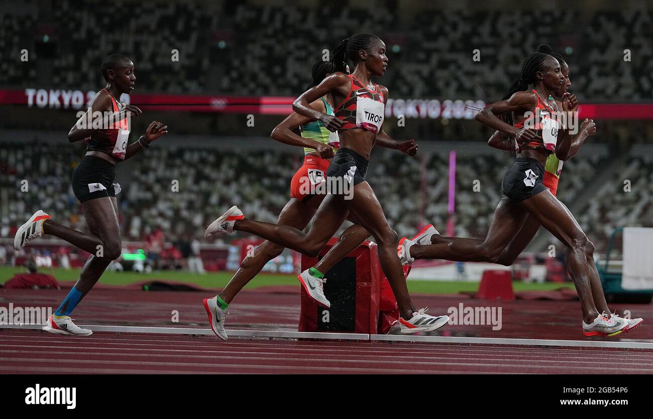 Tokyo, Japan. 2nd Aug, 2021. Athletes compete during the Women's 5000m ...