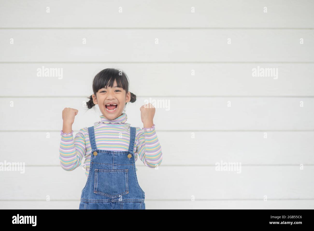 Child on white background hi-res stock photography and images - Alamy