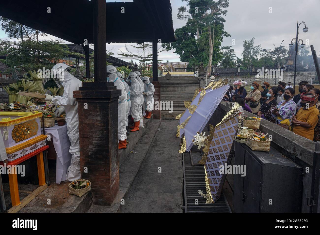 Cremation process hi-res stock photography and images - Alamy