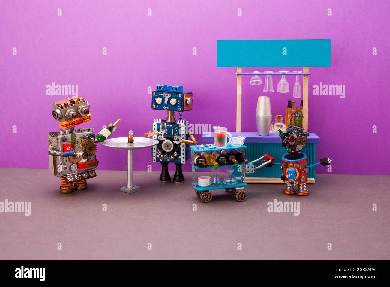 Service robots restaurant hi-res stock photography and images - Alamy