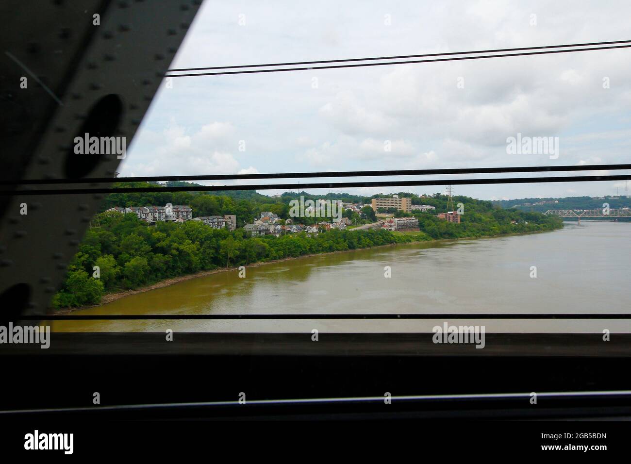 Brent Spence Bridge (Interstate 75 and 71) Over the Ohio River Stock ...