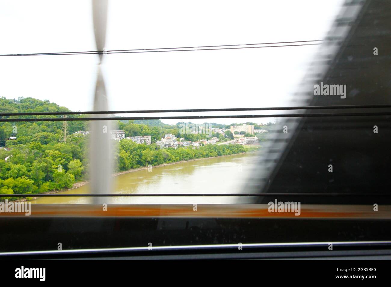 Brent Spence Bridge (Interstate 75 and 71) Over the Ohio River Stock ...
