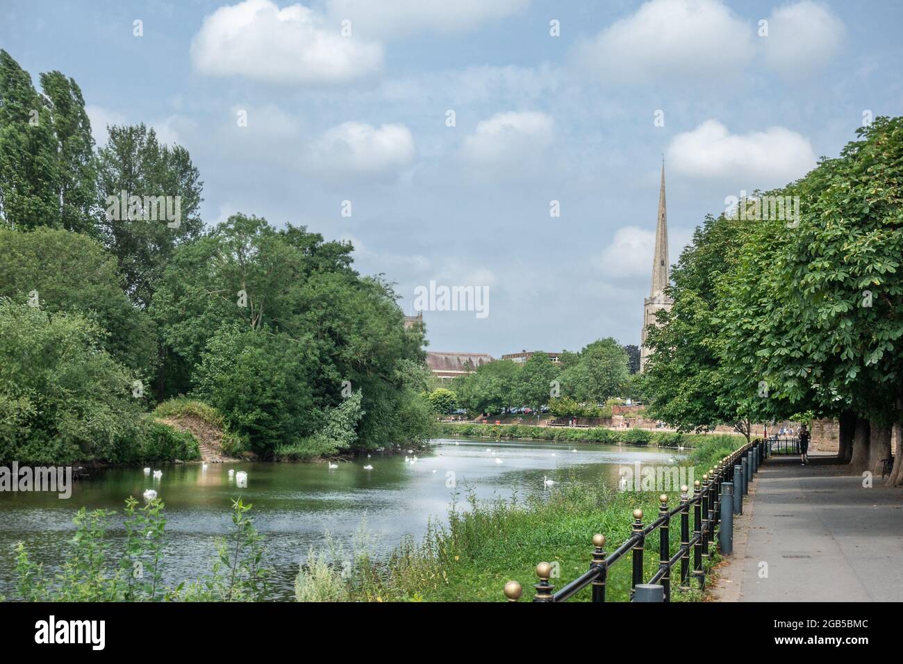 Uk river walk hi-res stock photography and images - Alamy