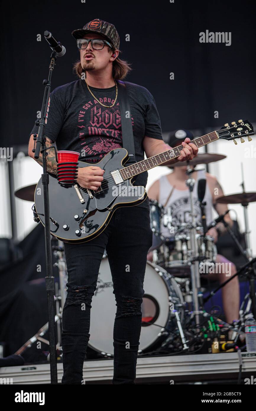 SInger Hardy performs during day three of the Watershed Music Festival ...