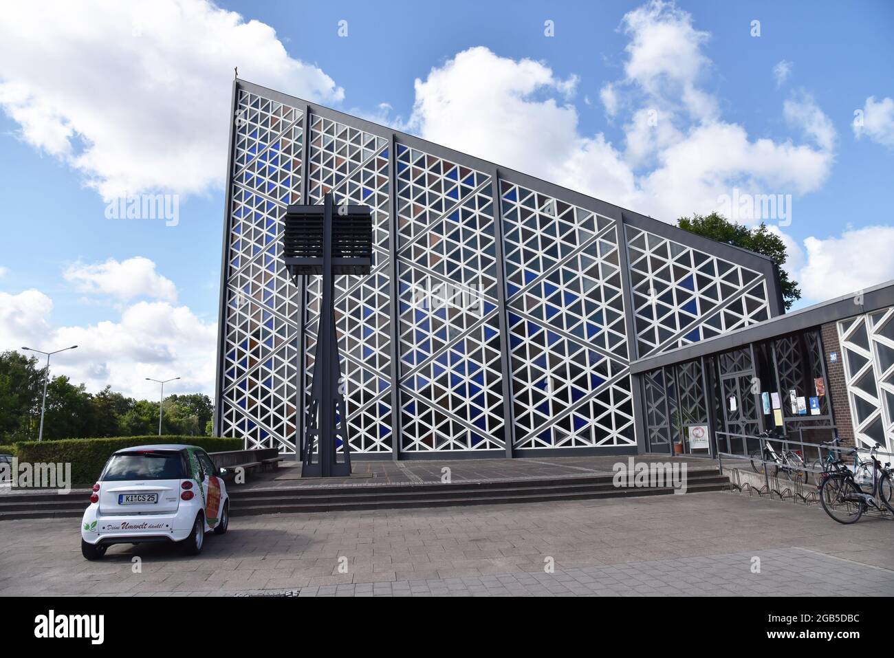 The University of Kiel, officially the Christian-Albrecht University of ...