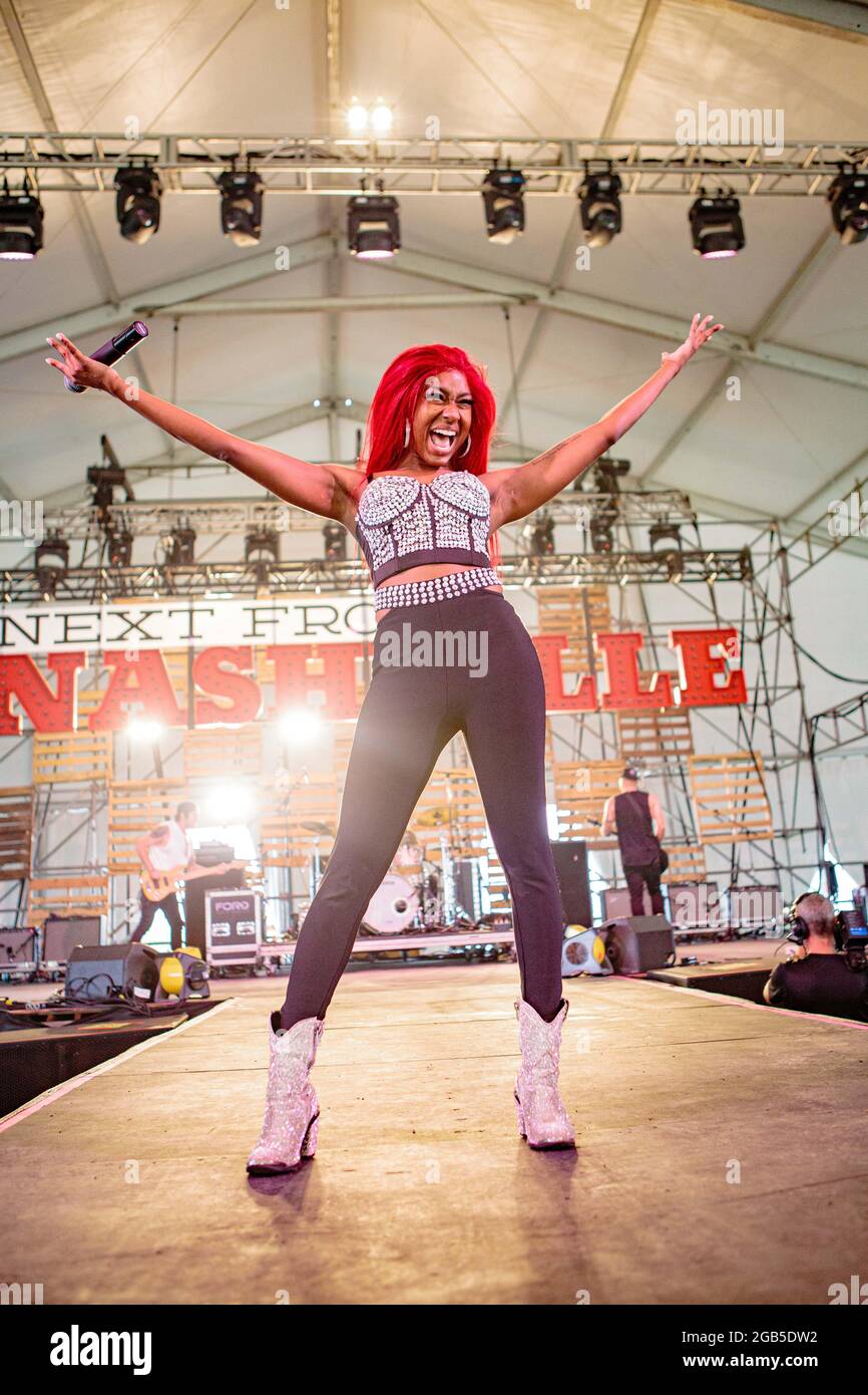 Singer Reyna Roberts performs on the Next From Nashville stage on day ...