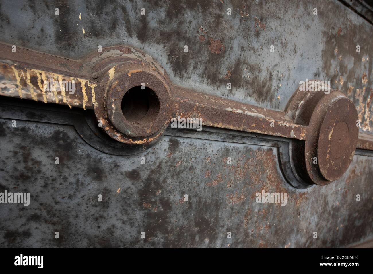 rusty heavy metal Stock Photo - Alamy