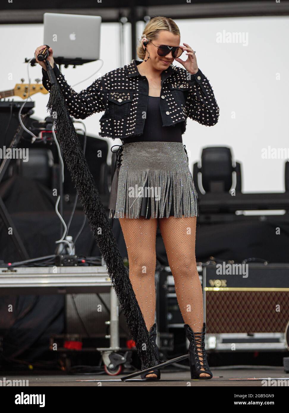 Washington, USA. August 1st 2021: SInger Gabby Barrett performs during ...