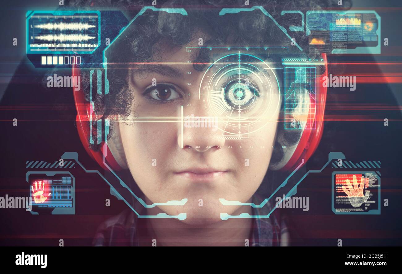 Security scan girl hi-res stock photography and images - Alamy