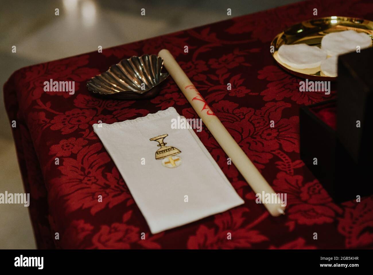 Christian accessories hi-res stock photography and images - Alamy