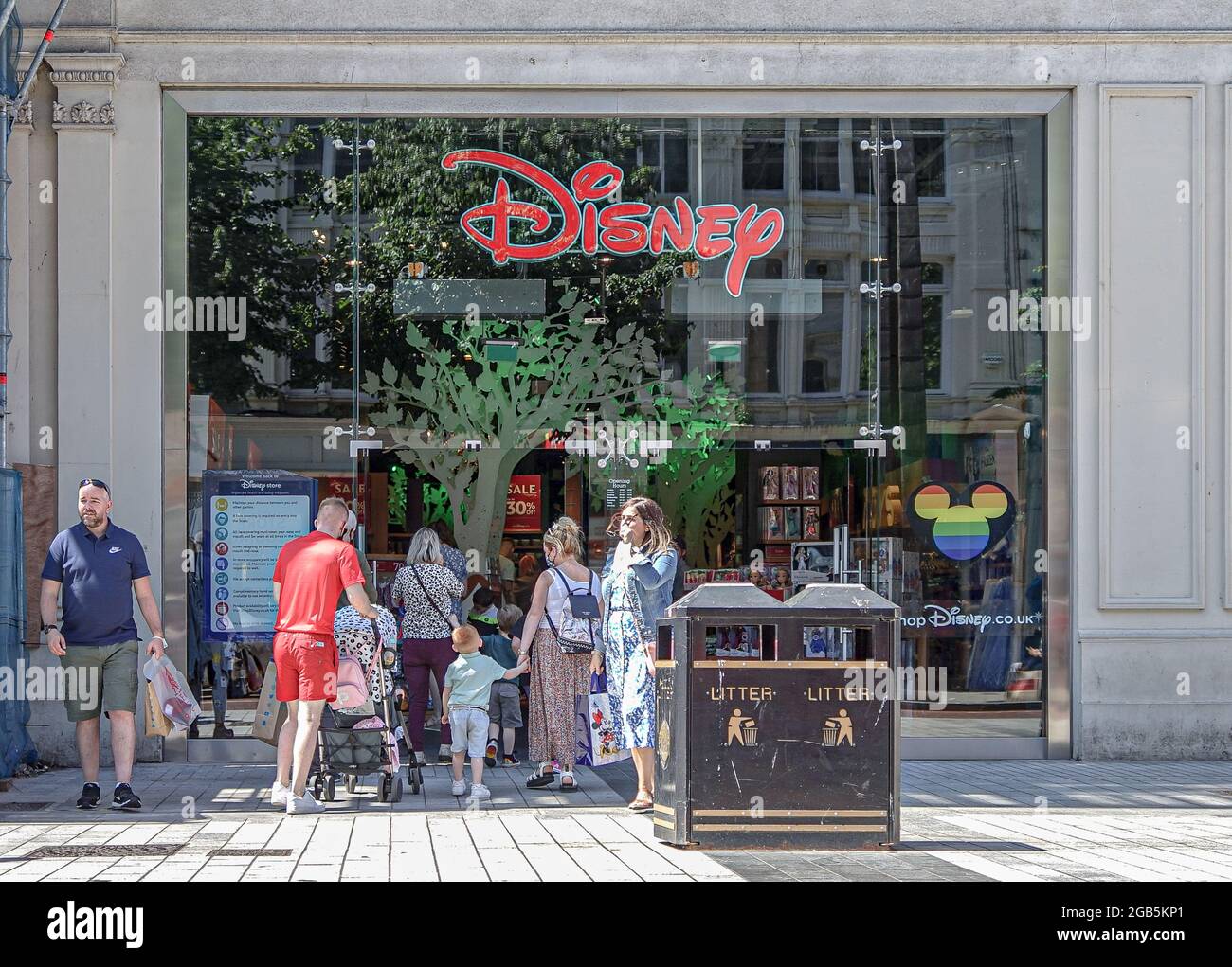 Disney store 2021 hi-res stock photography and images - Alamy