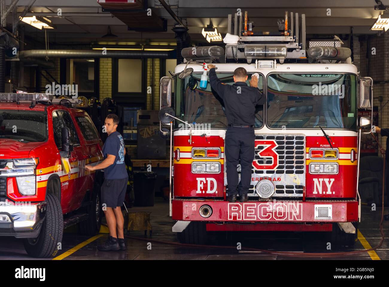 Fire station truck wash hi-res stock photography and images - Alamy