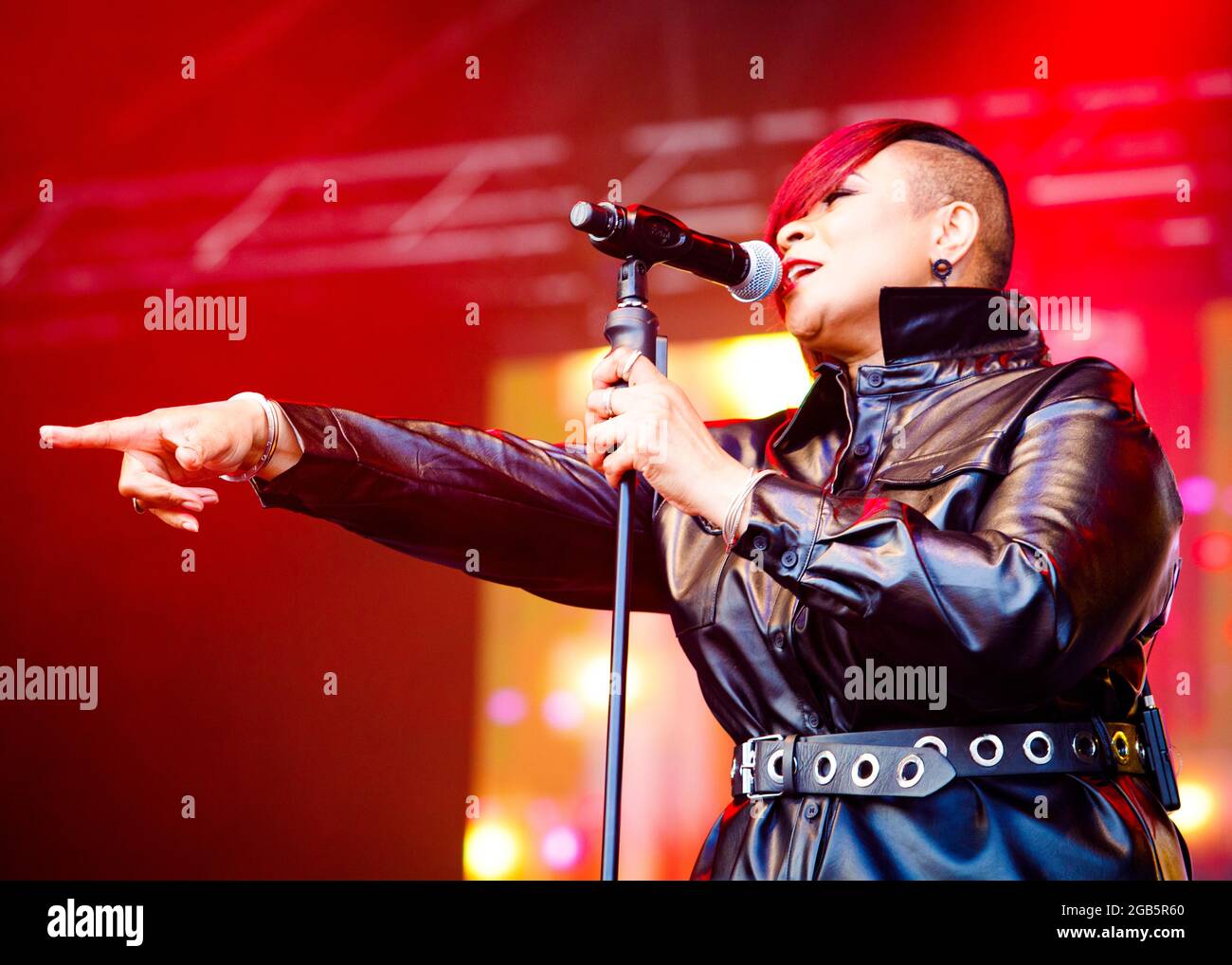 Gabrielle singer hi-res stock photography and images - Alamy