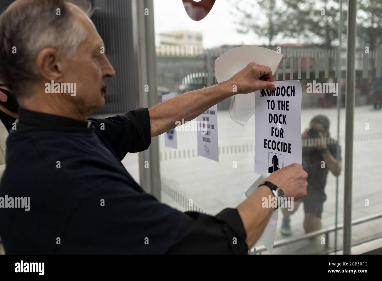 Reverend tim hewes hi-res stock photography and images - Alamy