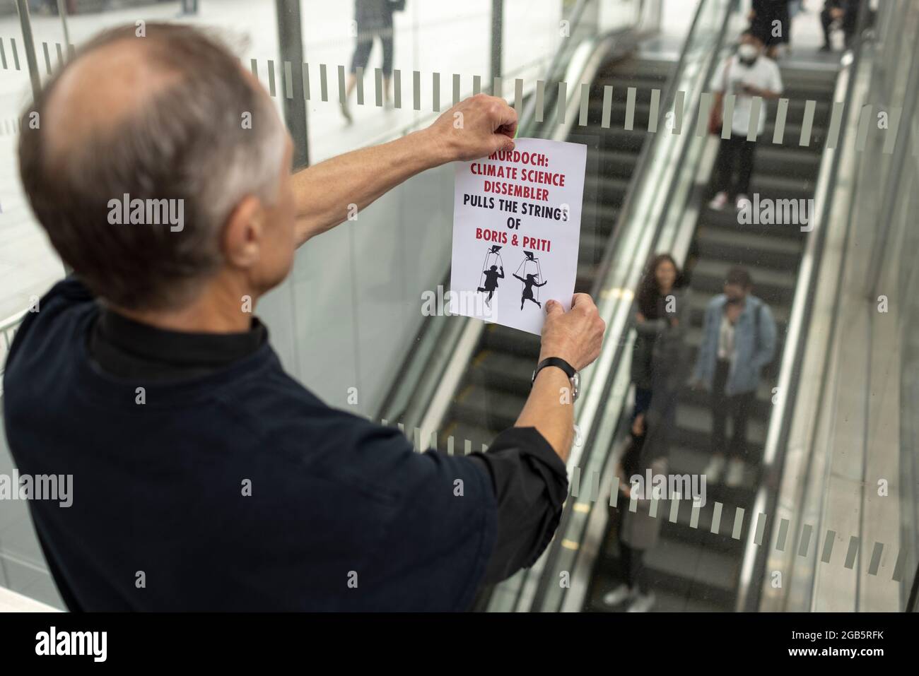 Press here sticker hi-res stock photography and images - Alamy