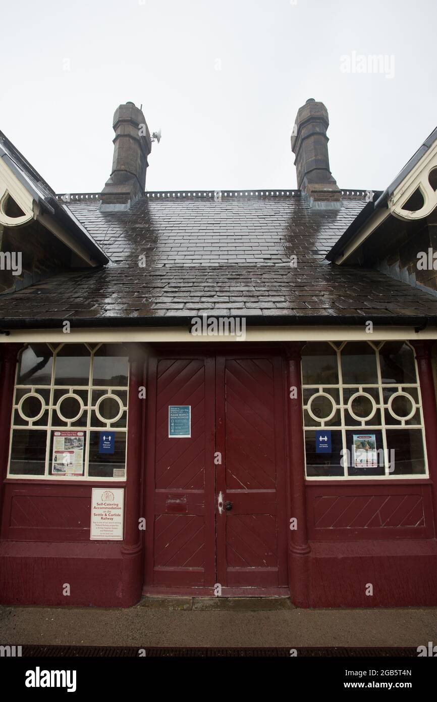 Ribblehead Railway Station Stock Photo - Alamy