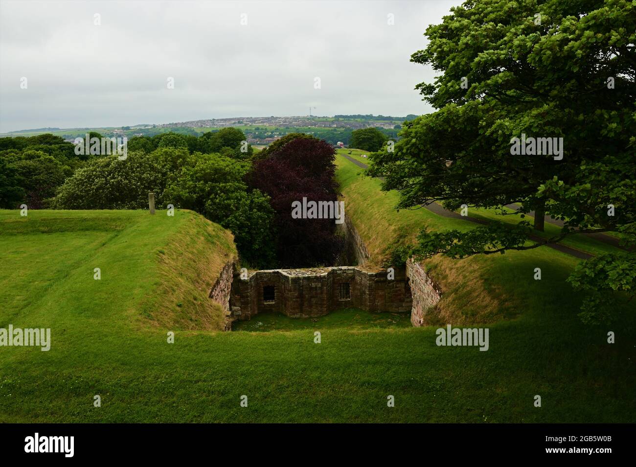 Berwick castle and ramparts hi-res stock photography and images - Alamy