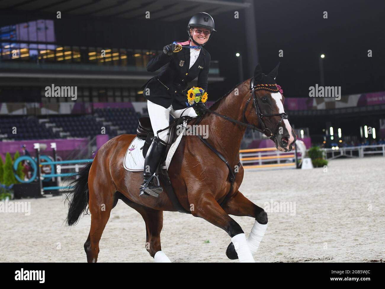Tokyo, Japan. 2nd Aug, 2021. Julia Krajewski of Germany pose with gold ...