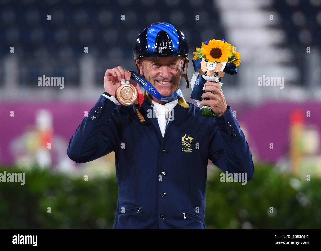 Tokyo, Japan. 2nd Aug, 2021. Andrew Hoy of Australia poses with bronze ...