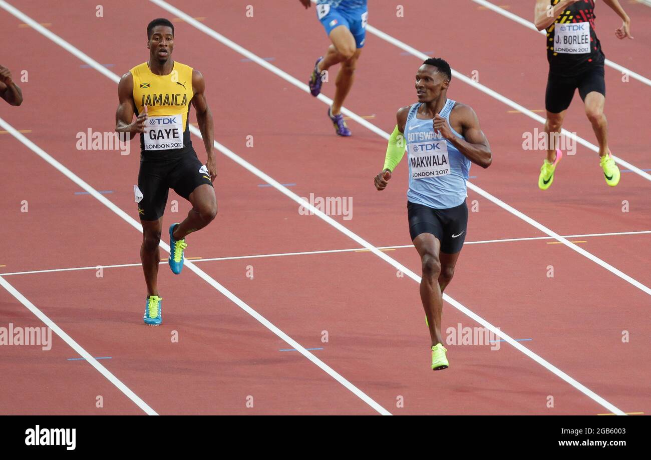 Demish Gaye (Jamaique) and Isaac Makwala (Botswana) during the 3eme ...