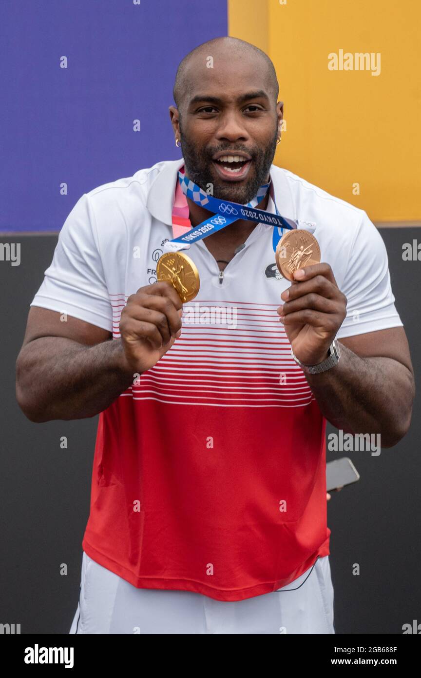 Teddy Riner in the Fan Zone during her return from the Tokyo 2020 ...