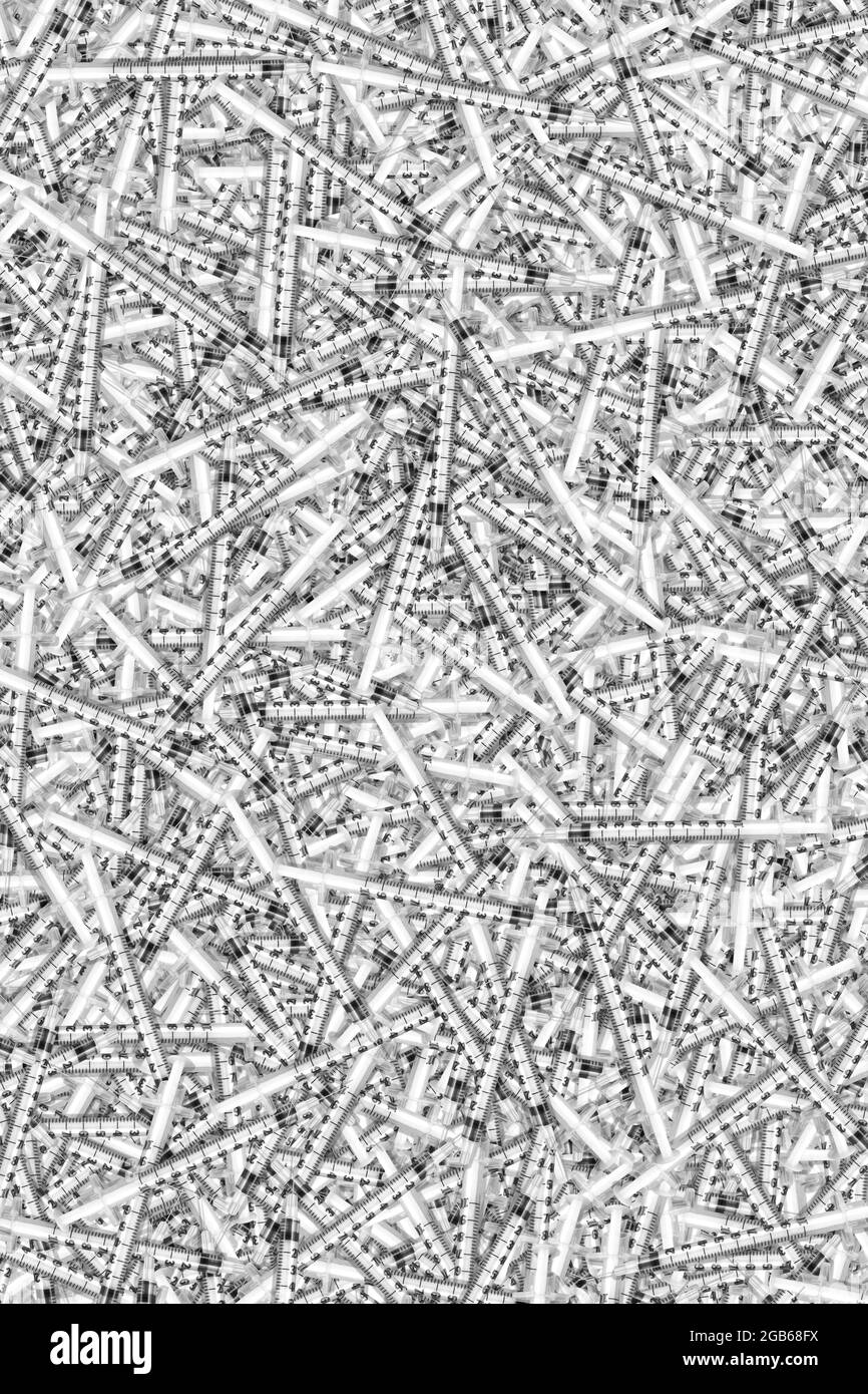 Syringe vaccination vaccine syringes Black and White Stock Photos ...