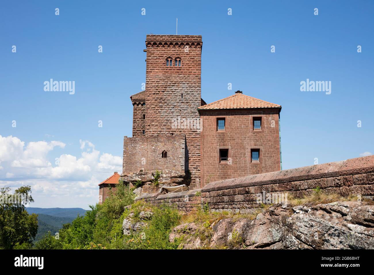 Trifels castle hi-res stock photography and images - Alamy