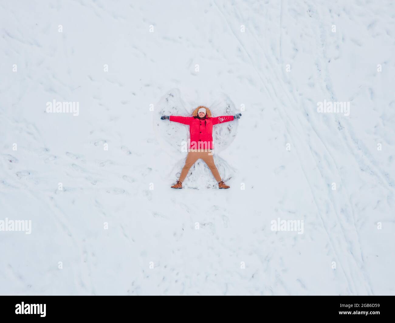Snow angel man hi-res stock photography and images - Alamy