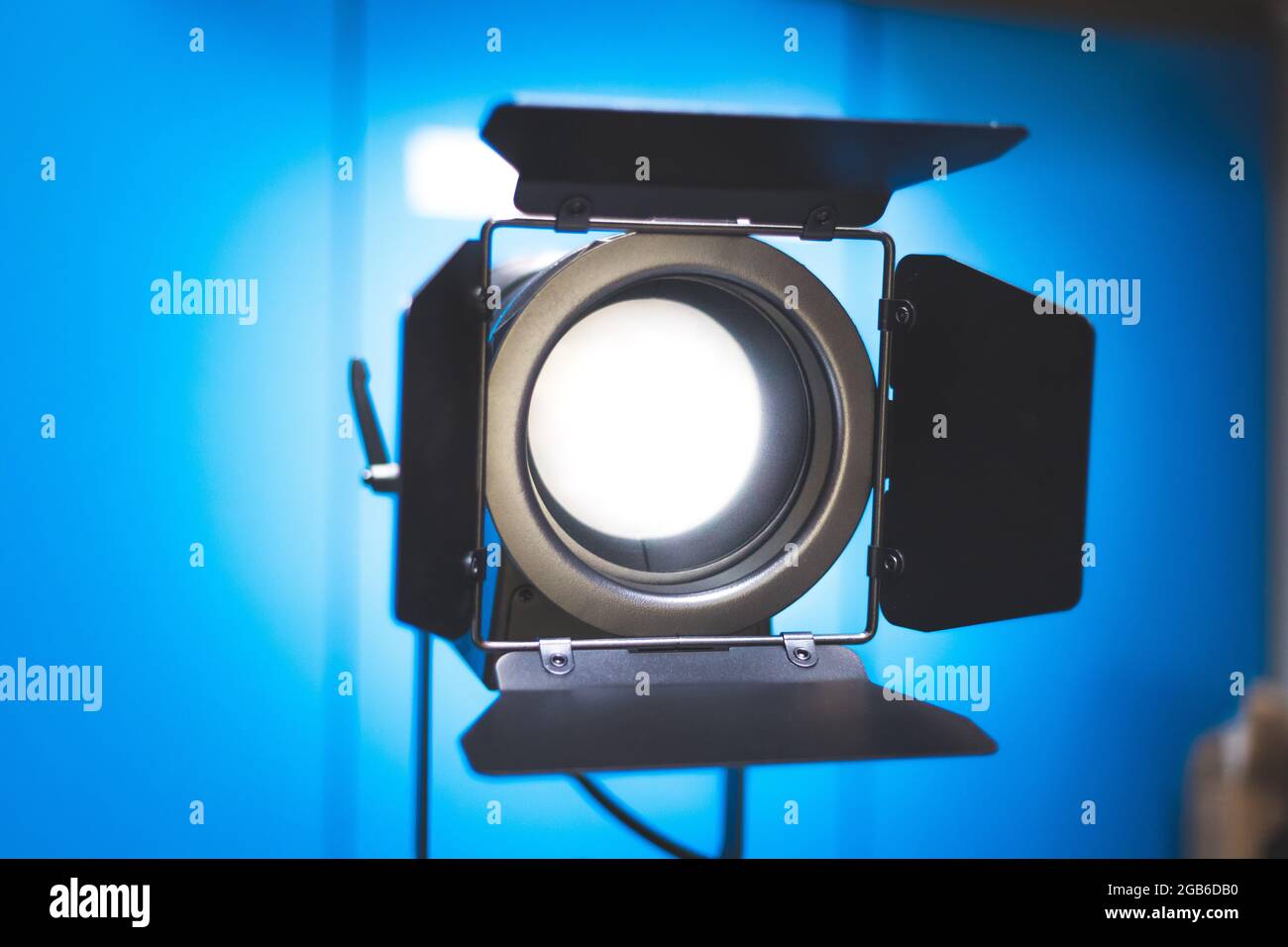 Professional studio spotlight in a TV studio. Lighting equipment for ...