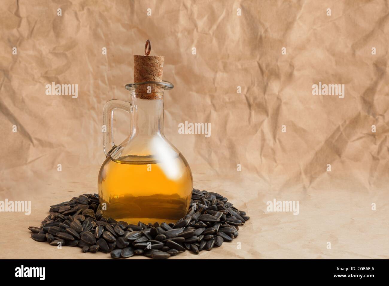decanter with sunflower oil on seeds Stock Photo - Alamy