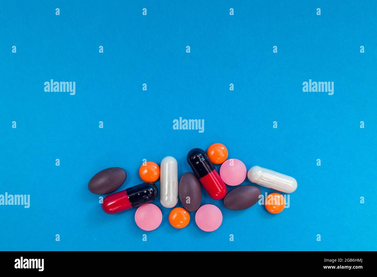 Pills texture hi-res stock photography and images - Alamy