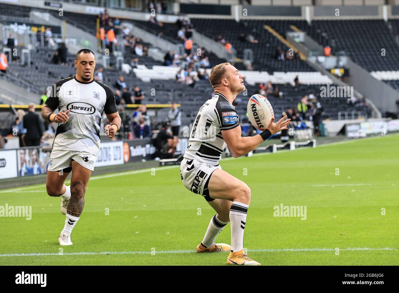 Adam Swift (21) of Hull FC during pre-game warm up Stock Photo - Alamy