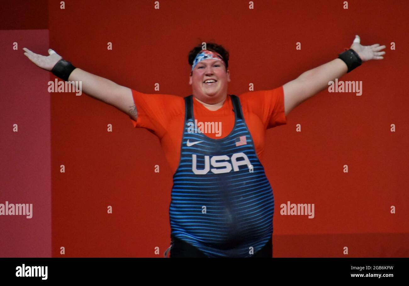 Tokyo, Japan. 02nd Aug, 2021. USA's Sarah Elizabeth Robles celebrates ...