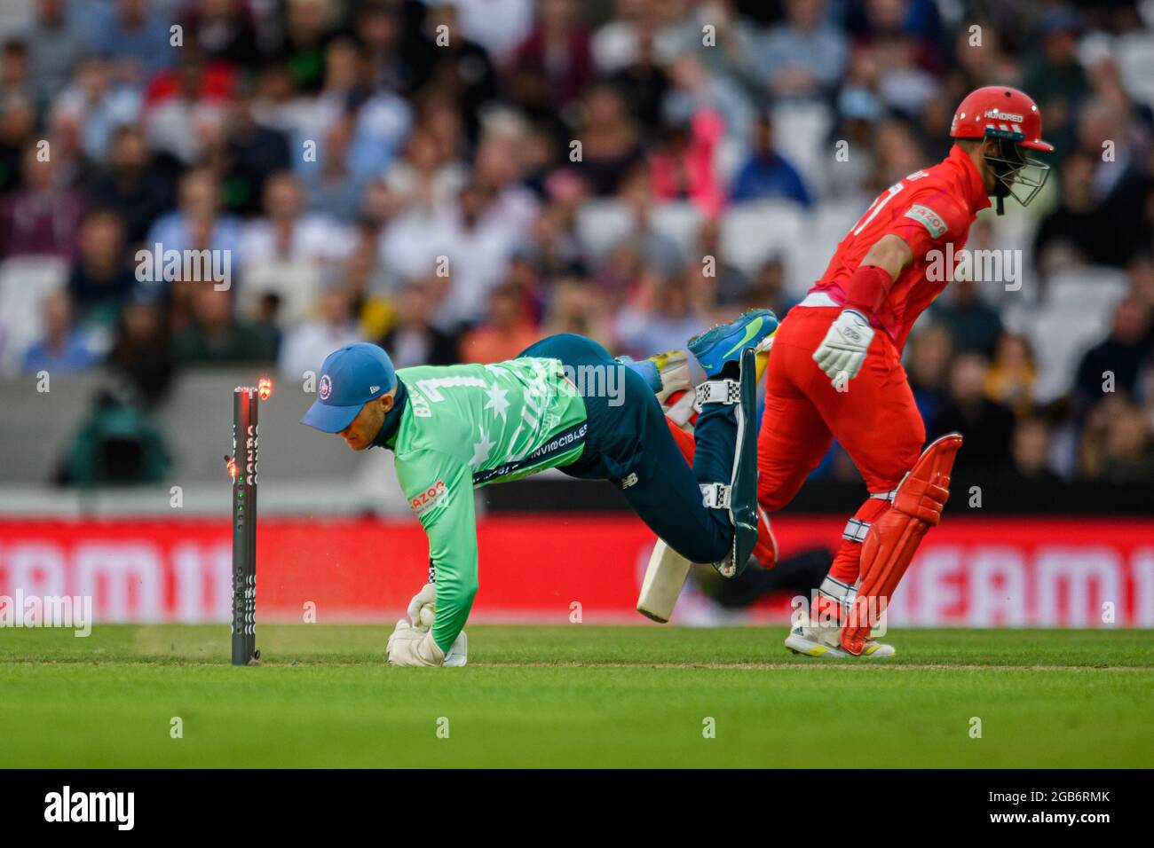 LONDON, UNITED KINGDOM. 02th Aug, 2021. Sam Billings of Oval ...