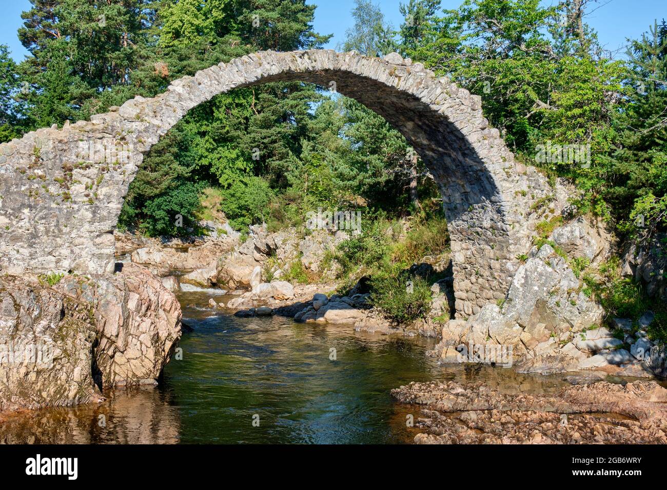 Carrbridge packhorse bridge hi-res stock photography and images - Alamy