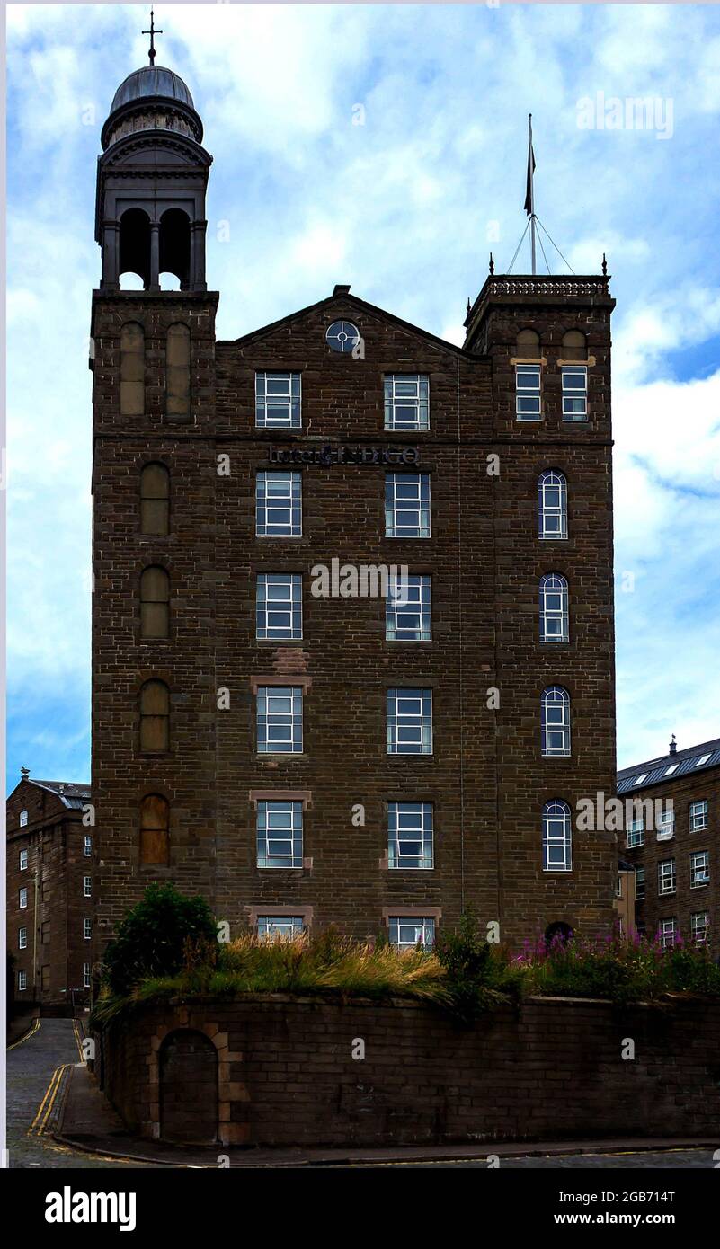 Train station dundee hi-res stock photography and images - Alamy
