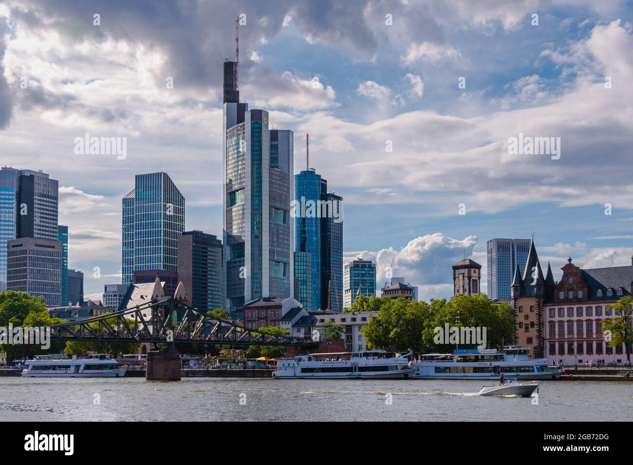 Frankfurt airport tower hi-res stock photography and images - Alamy