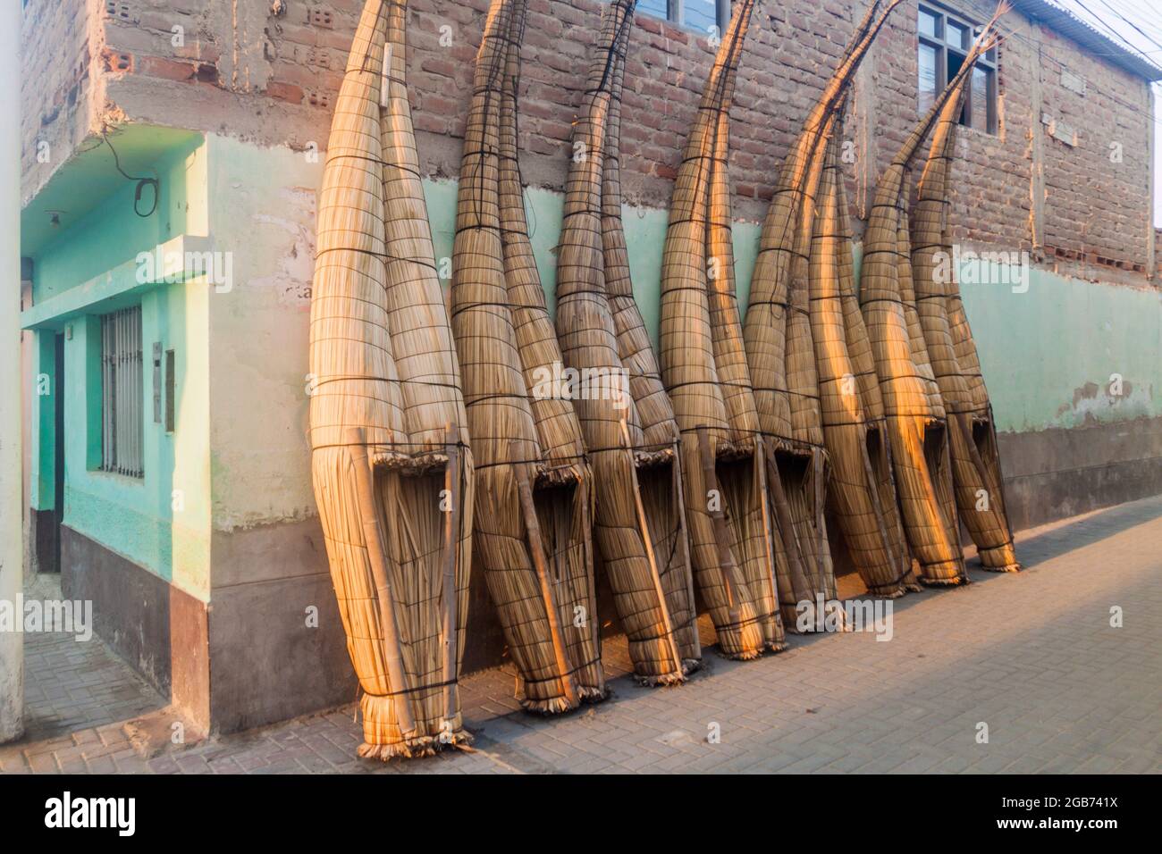 Traditional reed boats in Huanchaco, Peru Stock Photo - Alamy