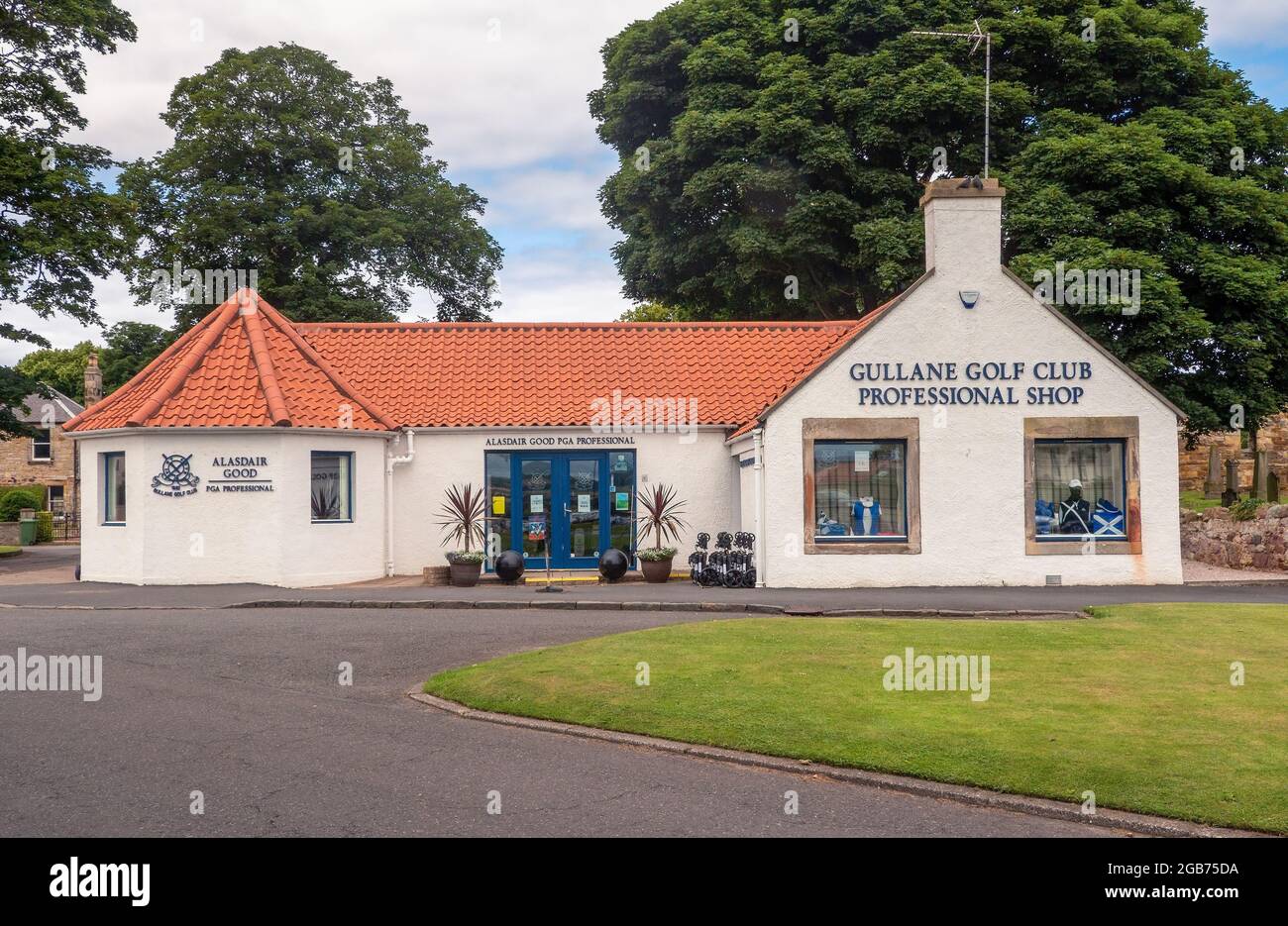 Gullane village hi-res stock photography and images - Alamy