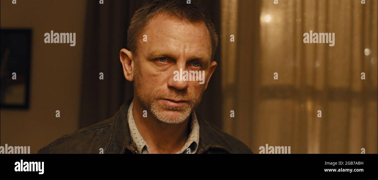 Daniel Craig Beard Skyfall