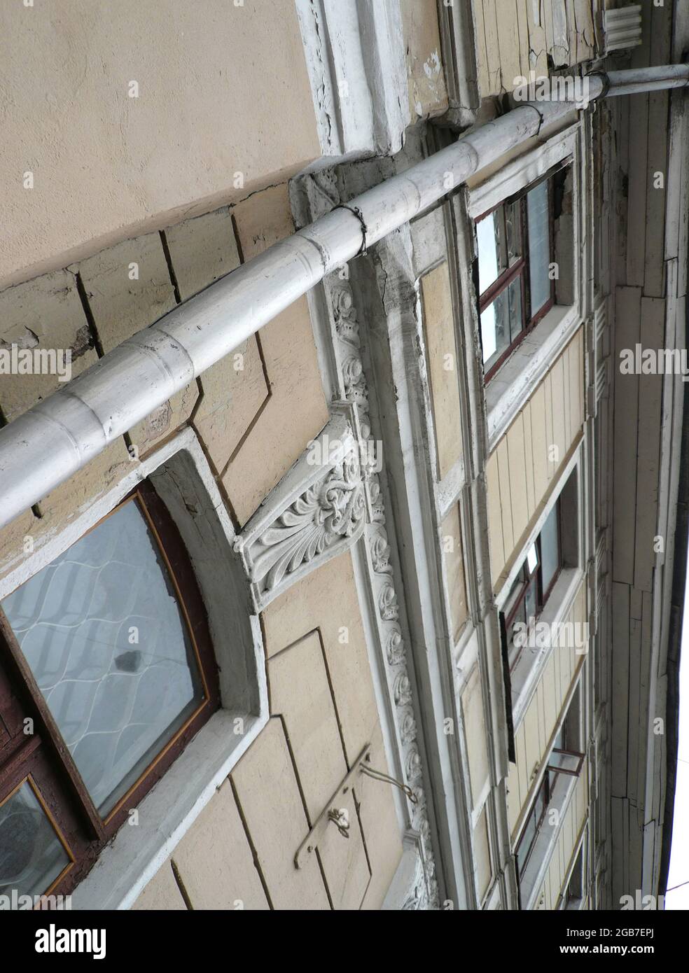 Pink water pipe wall architecture hi-res stock photography and images ...