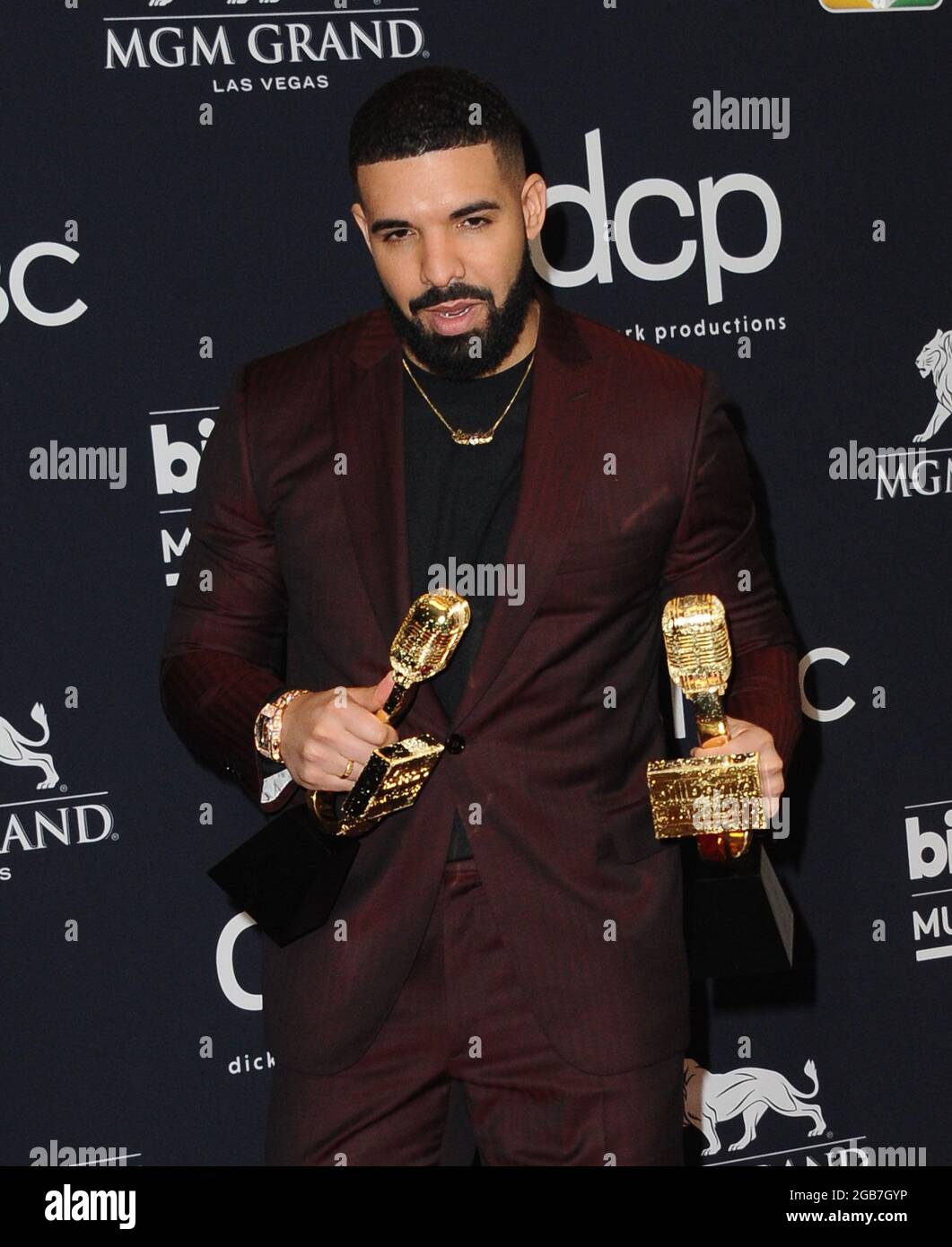 -Las Vegas - CA - 05/01/2019 2019 Billboard Music Awards - Press Room -PICTURED: Drake Sara De ...