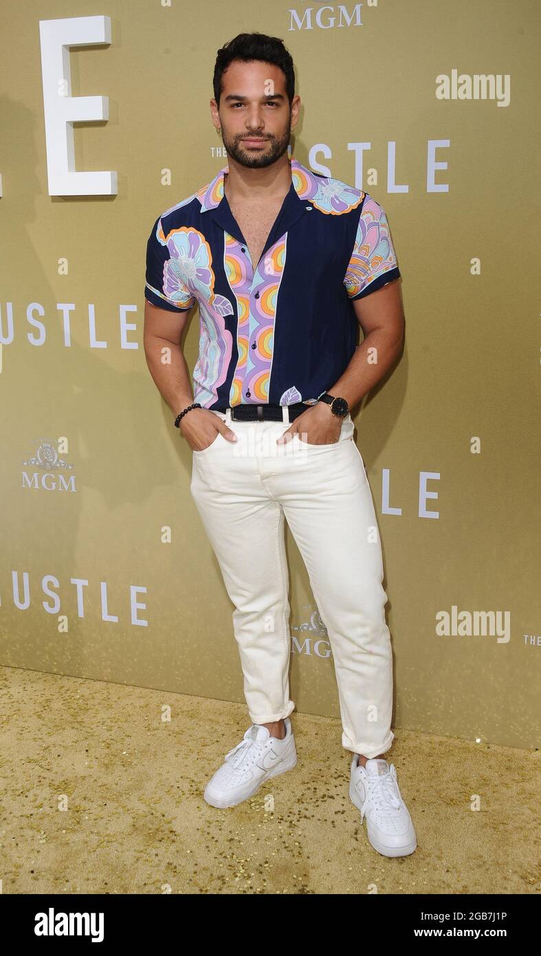 Los Angeles - CA - 05/08/2019 The Hustle Los Angeles Premiere -PICTURED ...