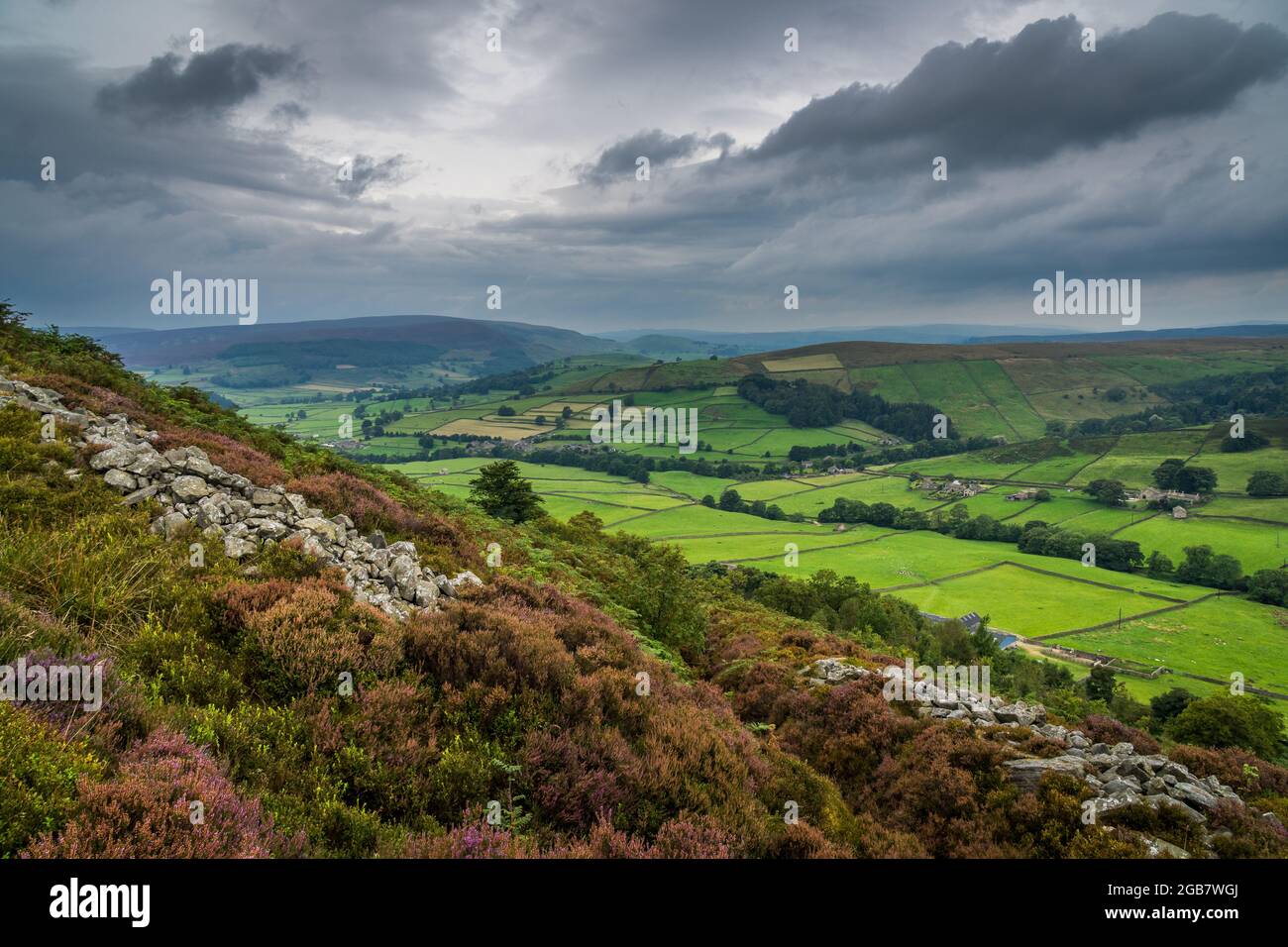 Simons seat yorkshire dales hi-res stock photography and images - Alamy